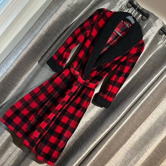 Secret Treasures | Intimates & Sleepwear | Buffalo Checkered Long Fuzzy ...